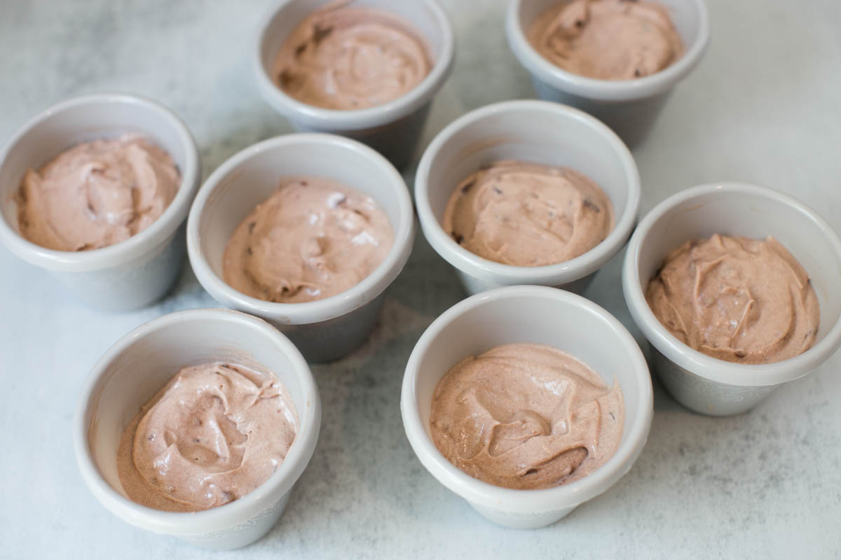 Easy Oreo Dirt + Worm Pudding Cups