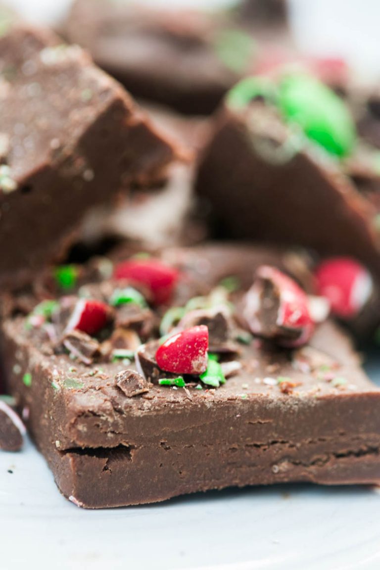 Easy 3-Ingredient Fudge Recipe (Sweetened Condensed Milk)